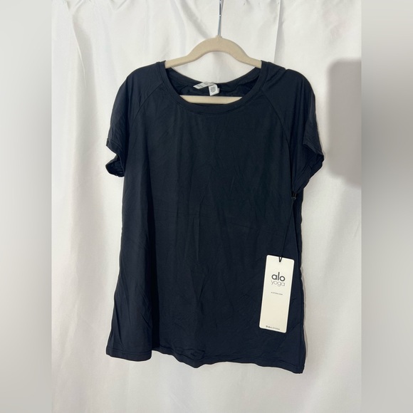 ALO Yoga | Tops | Nwt Womens Alo Black Pulse Short Sleeve Tee | Poshmark